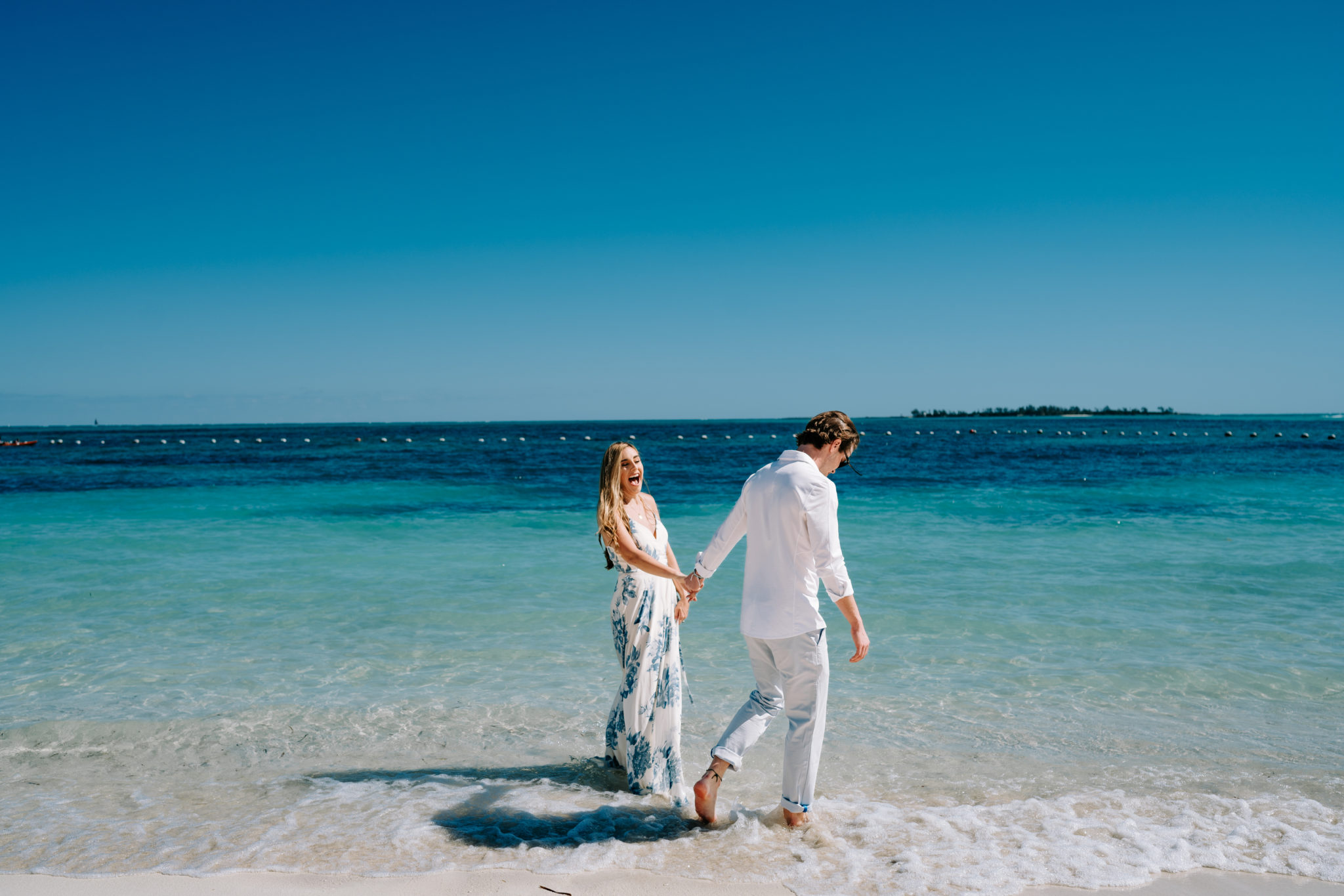 Destination E-session at Rosewood Bahamar | Lyndah Wells Photography